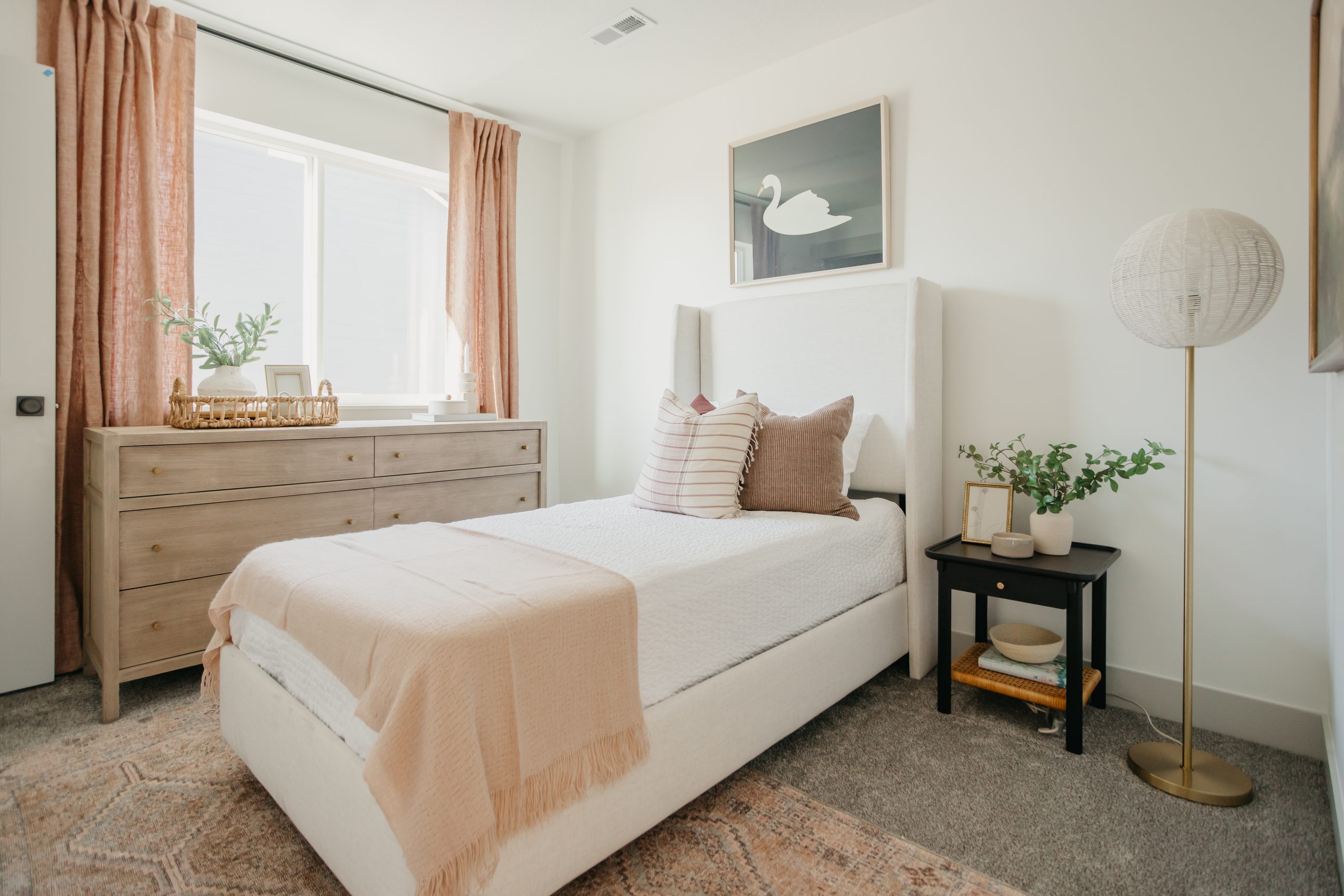 Mountain Ridge — The Natalie Scandinavian - EDGEhomes