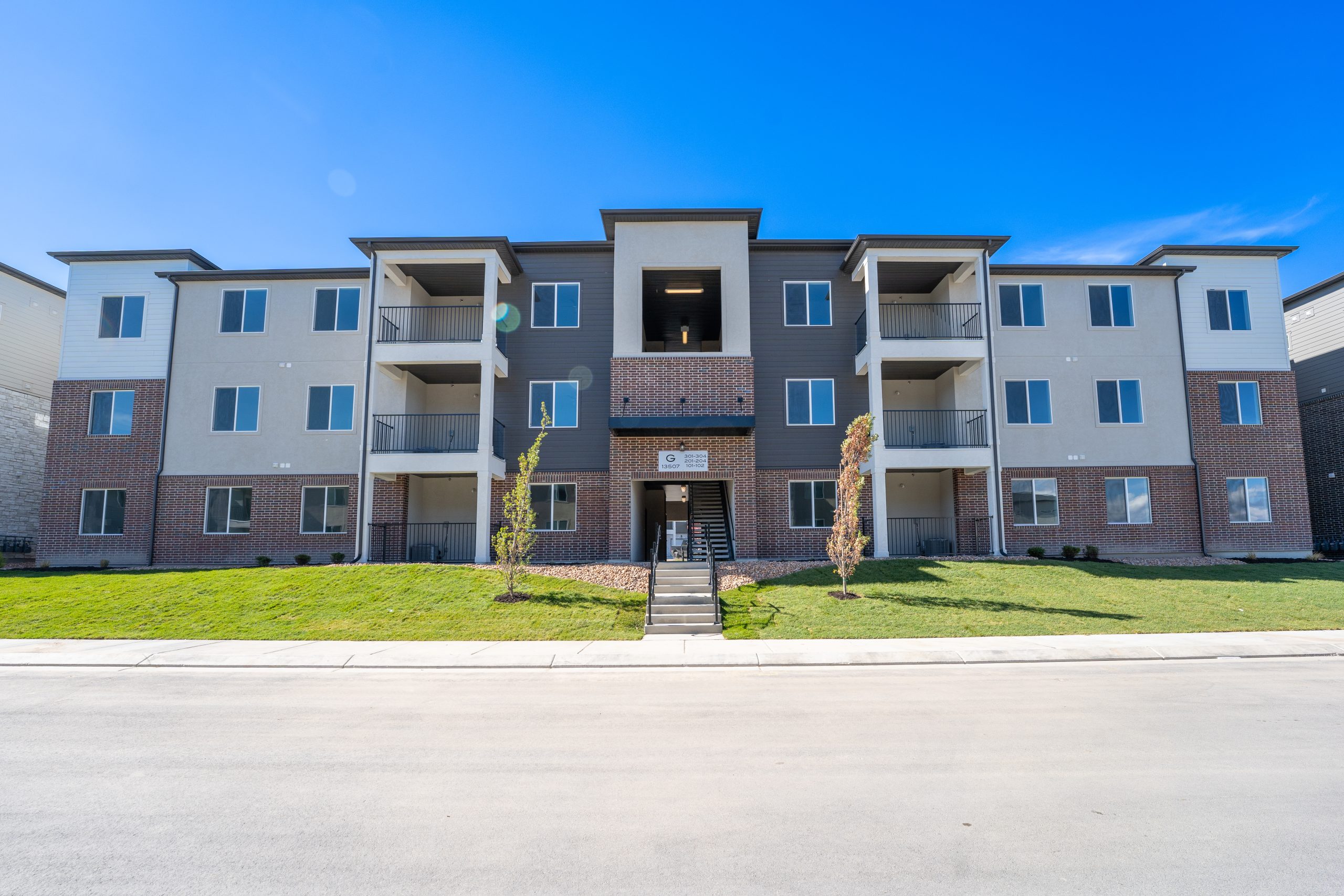 Harmony Ridge Condos - EDGEhomes