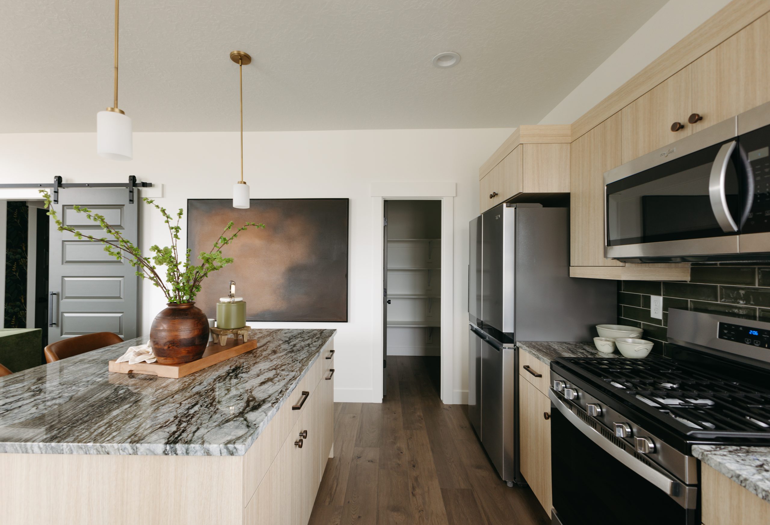 Kings Canyon - Kate Farmhouse - EDGEhomes