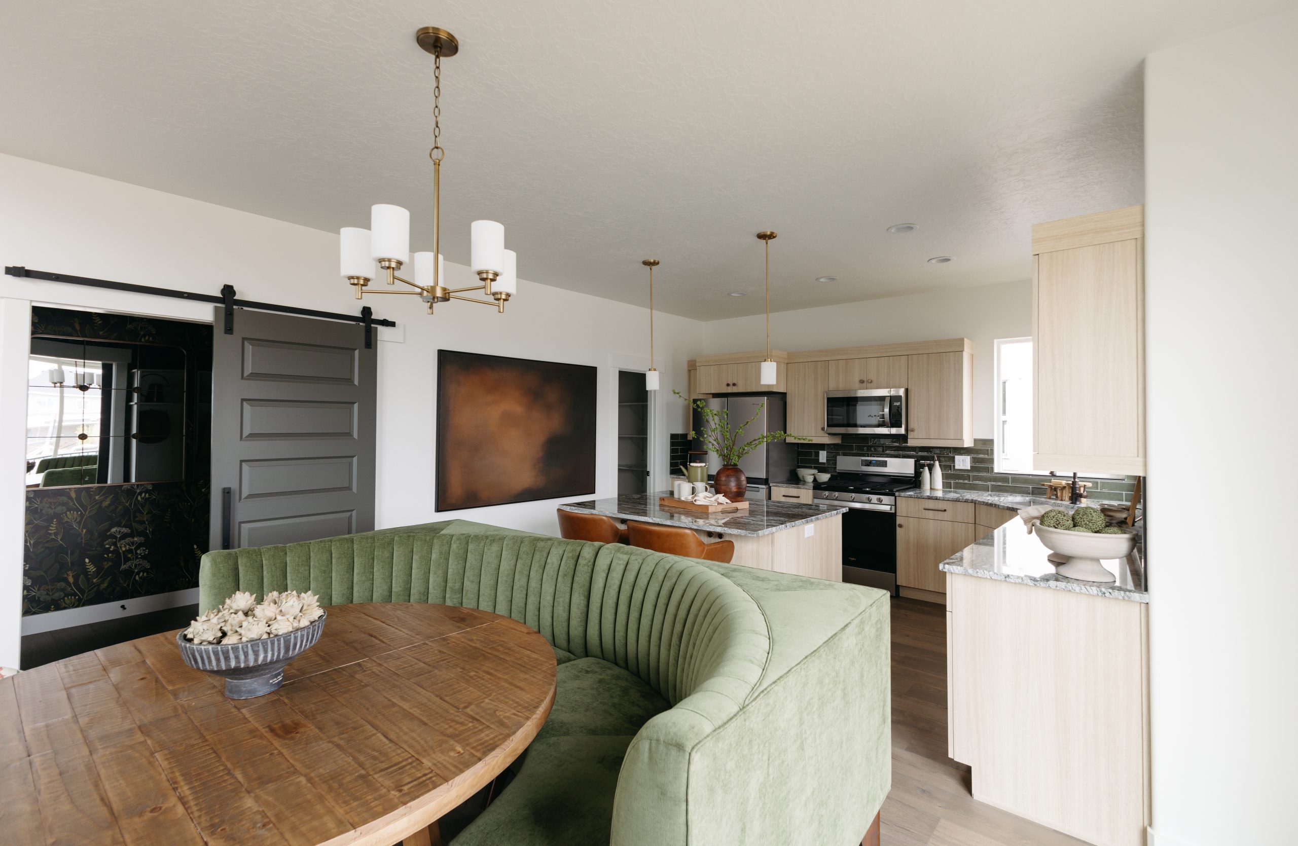 Kings Canyon - Kate Farmhouse - EDGEhomes